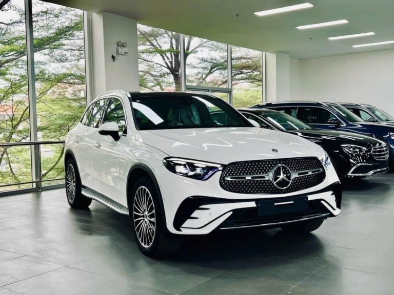 Mercedes GLC 300 4MATIC All New : Giá Lăn Bánh Tốt Nhất