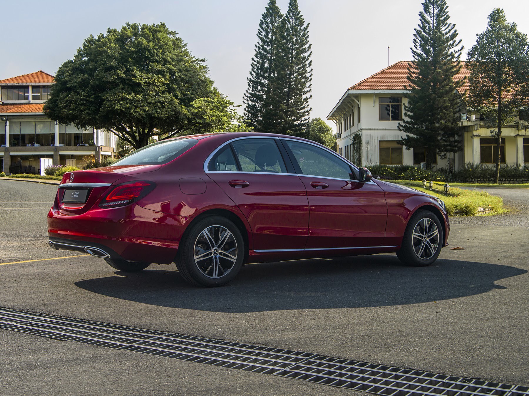 Mercedes C180, Giảm Giá Lớn Nhất Thị Trường, Tặng Phụ Kiện