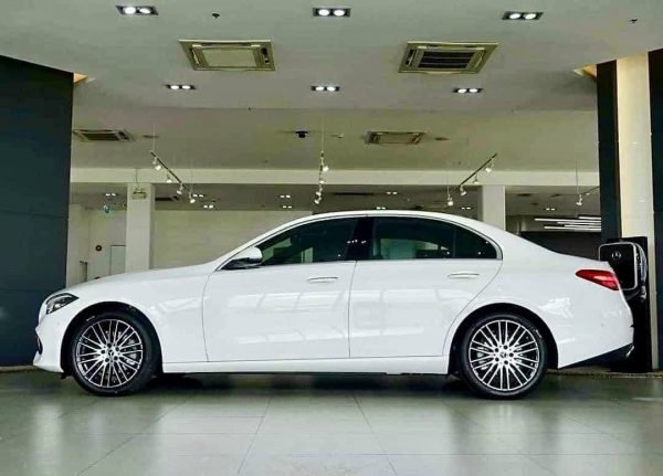 Mercedes C200 Avantgarde Plus, Giảm Giá Lớn Nhất Thị Trường