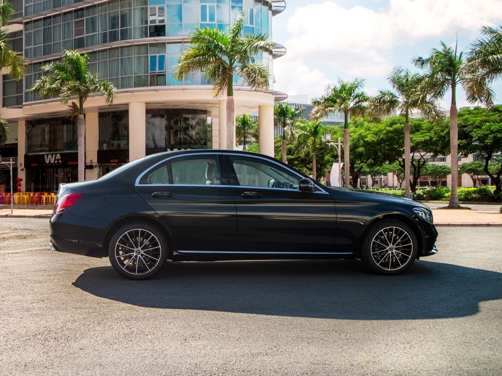 Mercedes C200 Exclusive Giảm Giá Lớn Nhất Thị Trường, Tặng Phụ Kiện
